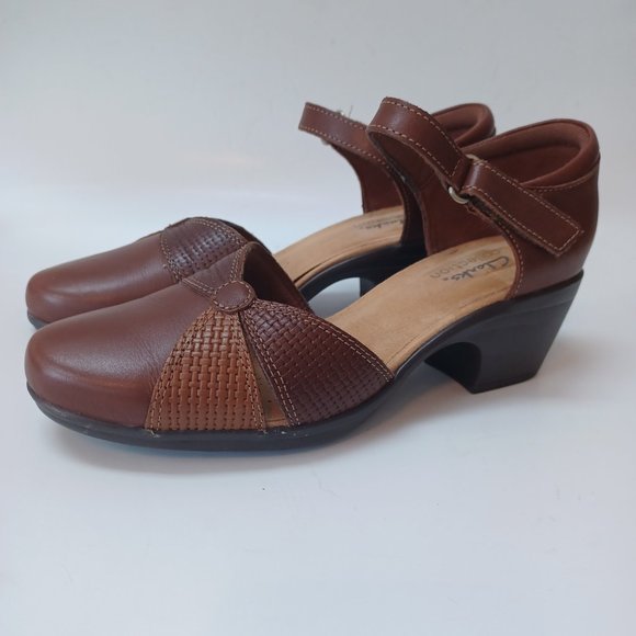 Clarks | Shoes | Clarks Mary Jane Pump Shoe Brown Leather Emily Rae ...
